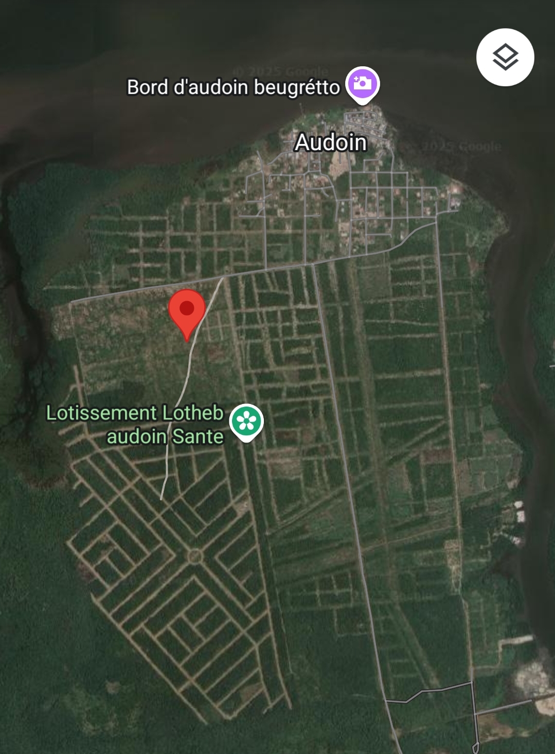 Terrain à vendre à Songon Baie des milliards - 8 hectares