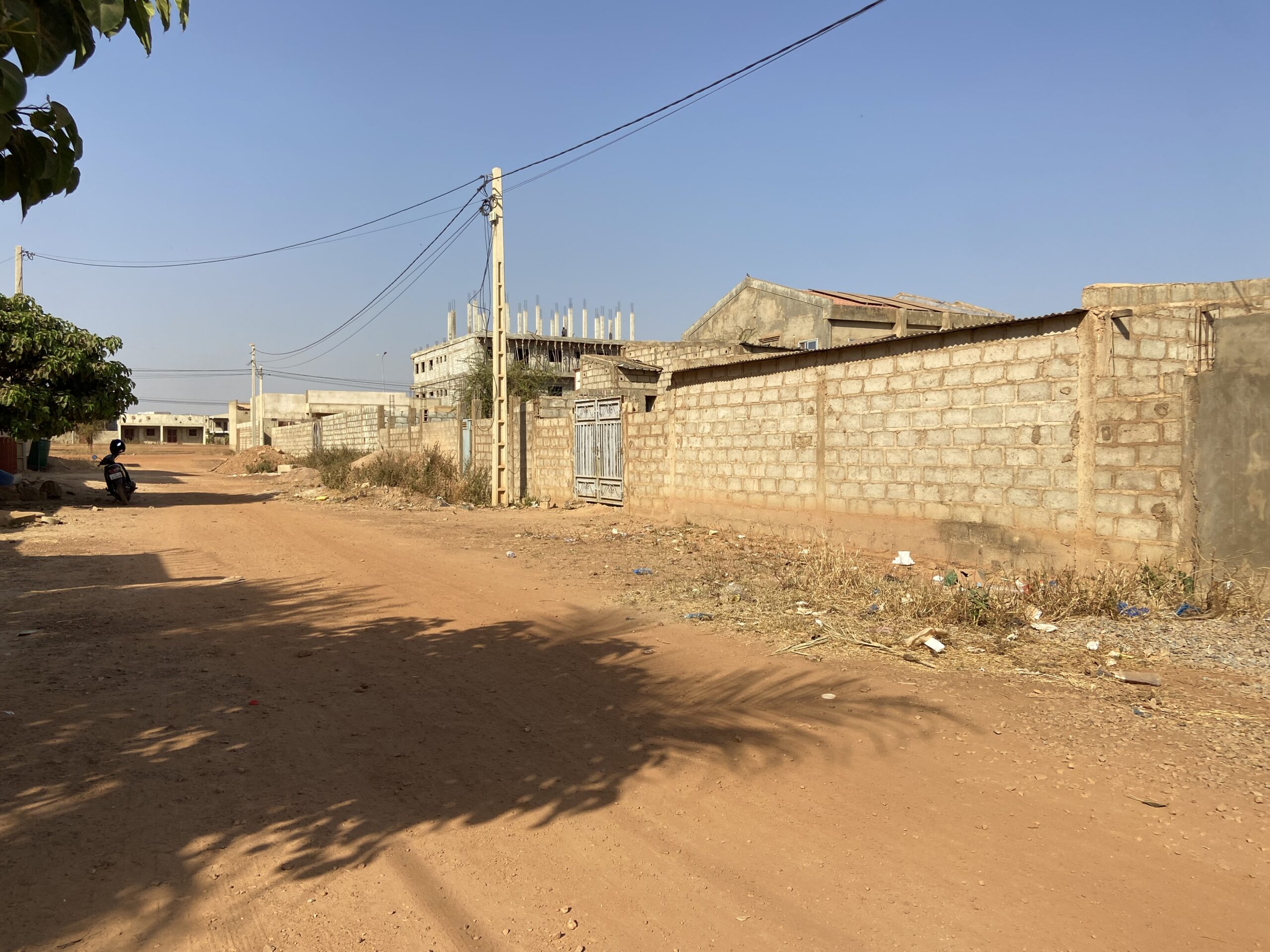 Terrain nu clôturé de 300 m2 à vendre à Ouaga 2000 | ImmoLink