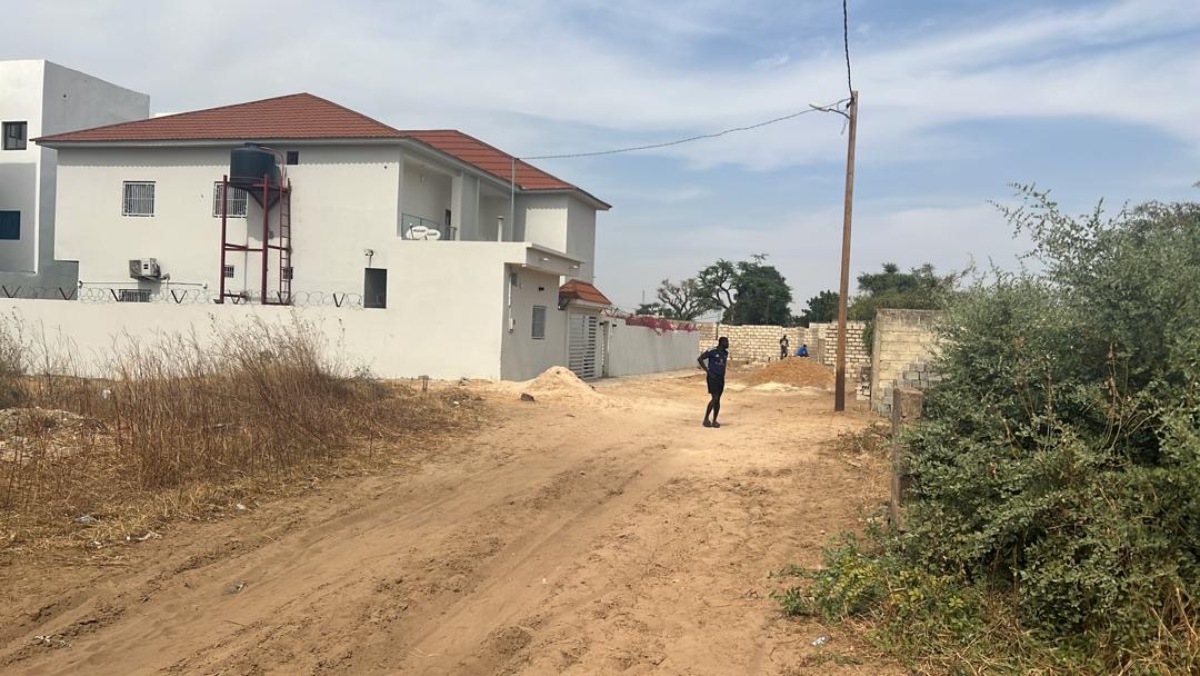 Terrain de 300 mètres carrés à vendre à Saly Sénégal | ImmoLink